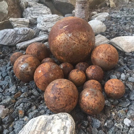 Big Rusty metal balls set, Metal sphere, Outdoor decor, Yard art, Gard ...