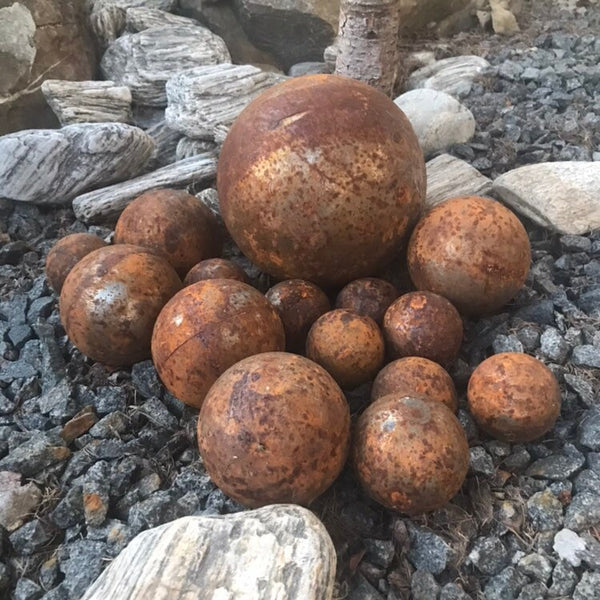 Big Rusty metal balls set, Metal sphere, Outdoor decor, Yard art, Gard ...
