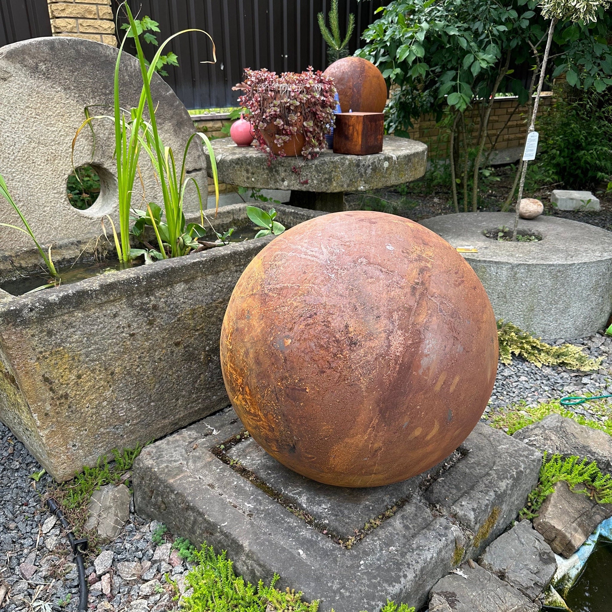 Big 27” Rusty Metal Sphere Outdoor Garden Decor - Zen Garden Globe Scu ...